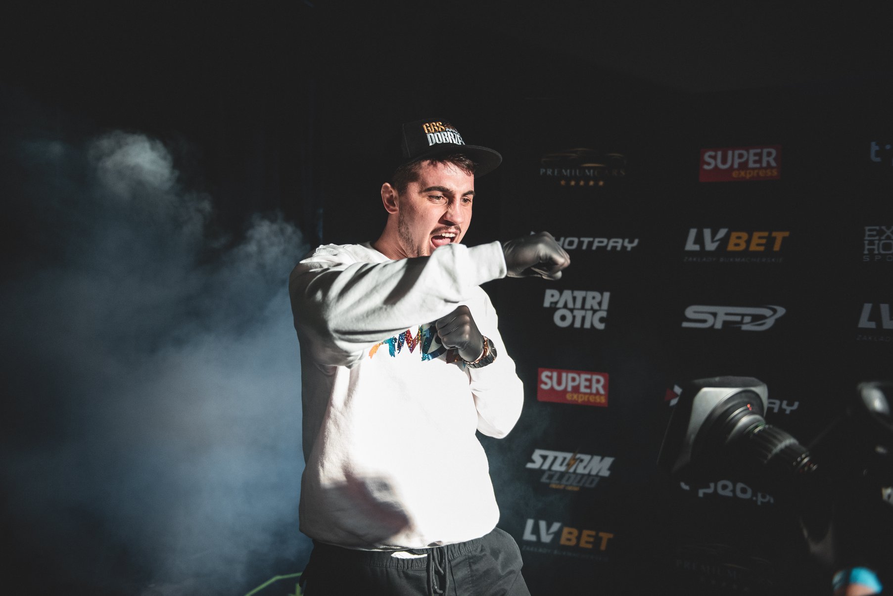 FAME MMA 6. Kasjusz "Don Kasjo" Życiński - Maciej Rataj. Zapowiedź ...